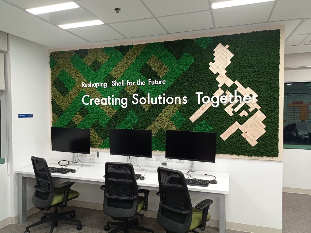 Green Wall Offices and Offices with Living Walls | Vertical Green